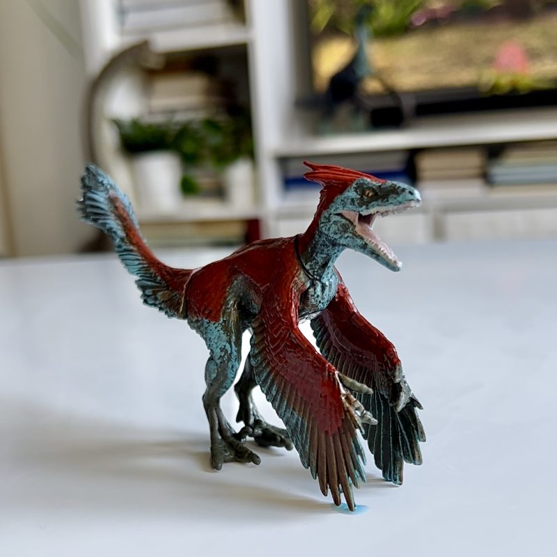 Pyroraptor sticky unboxing video | Jurassic Toys