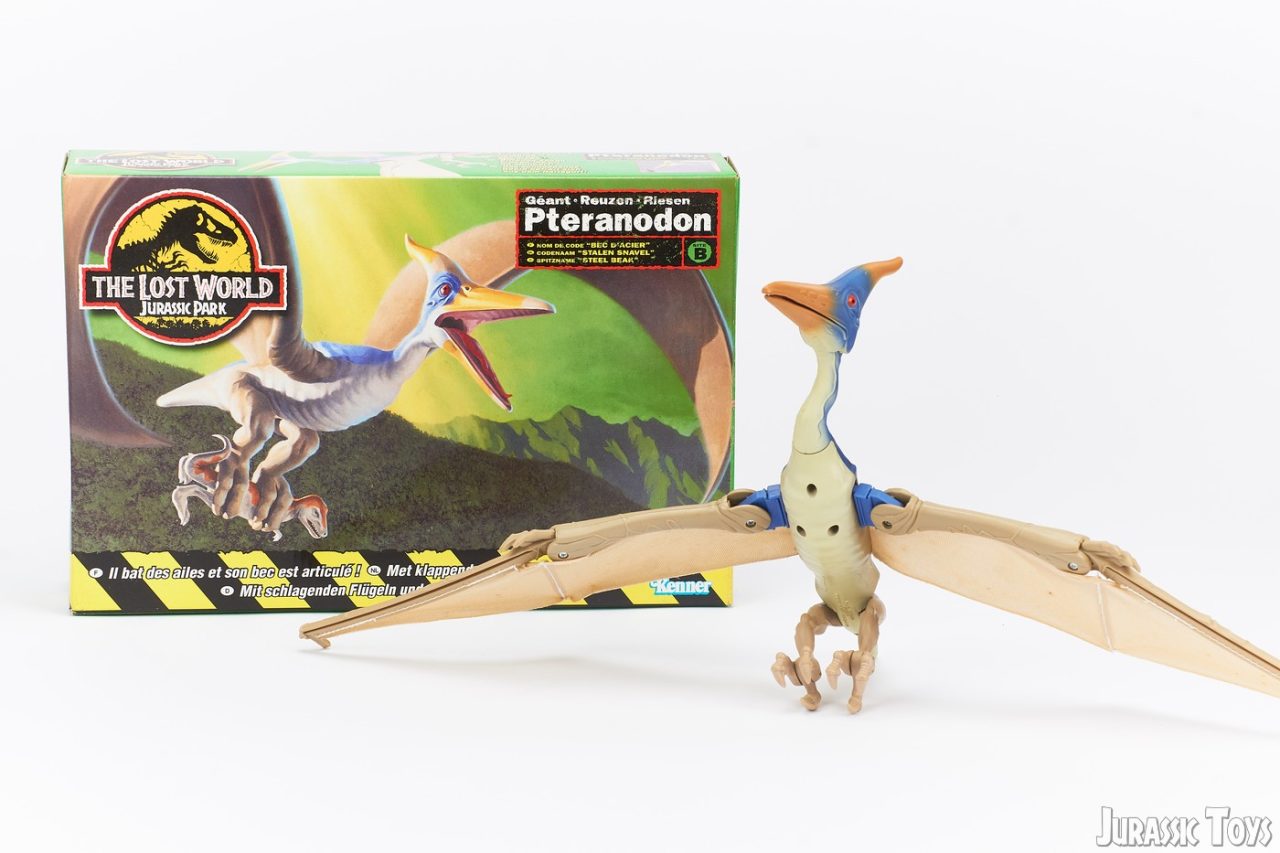 Giant Pteranodon | Jurassic Toys: The Museum