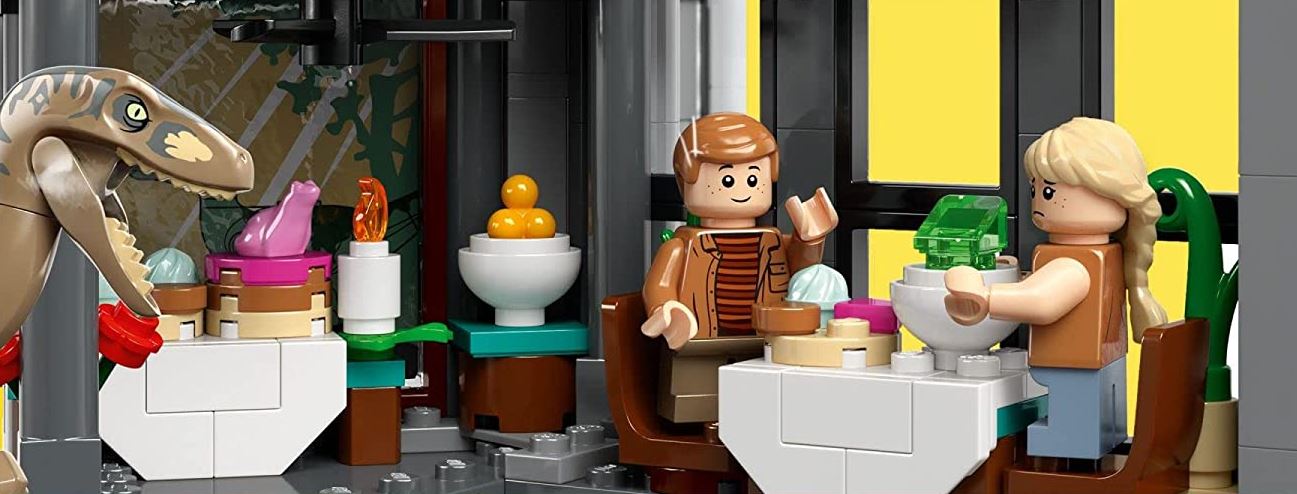 All the LEGO Jurassic Park Visitor Center easter eggs! | Jurassic Toys